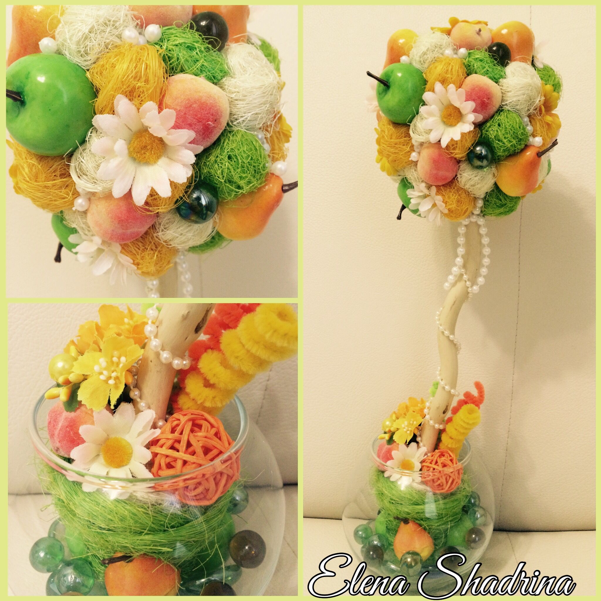 A topiary tree "Fruits"